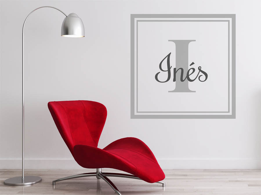 Wandtattoo Inés als Namensschild, Monogramm oder verschnörkelte Schrift